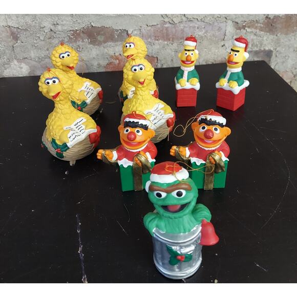 Holiday | Lot Of Vintage Sesame Street Big Bird Grouch Bert Ernie ...